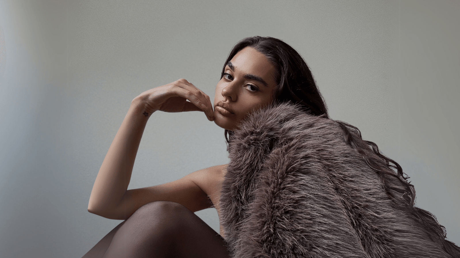 Chic & Charm | Women's Fashion | Dresses, Accessories & More – Chic&Charm